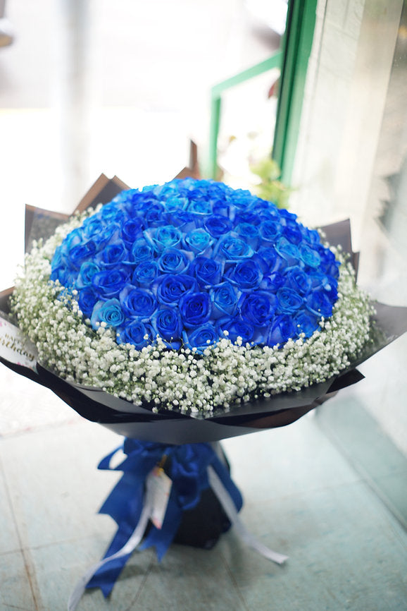 101 Dark Blue Rose Bouquet | Luxurious Blue Roses | Order Now